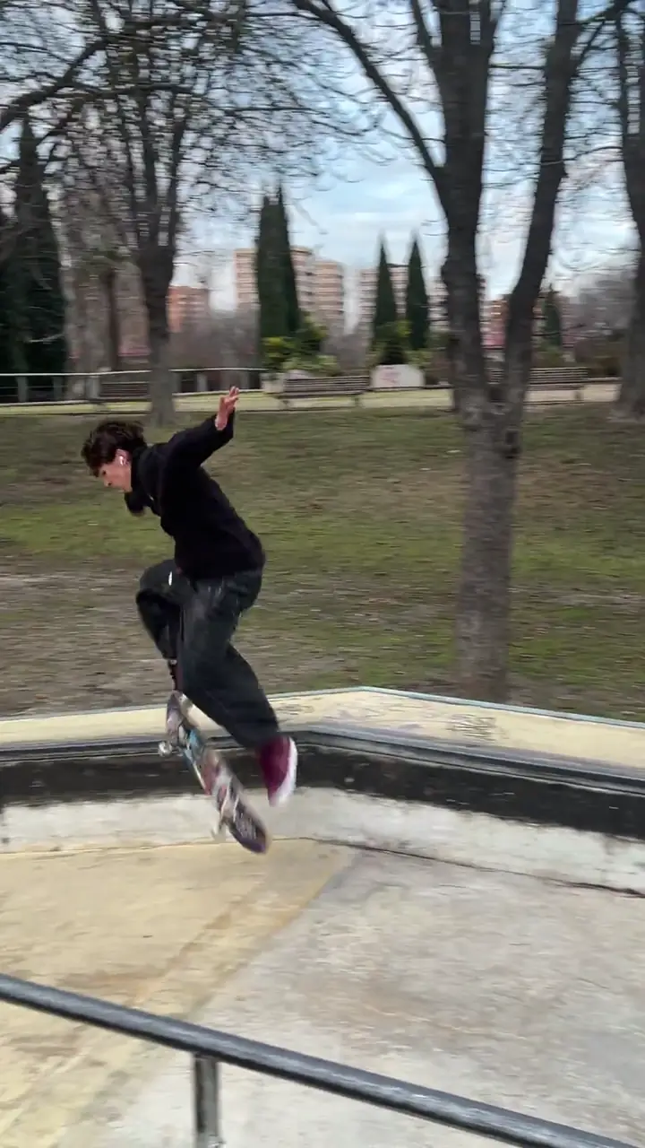 Flip crook, Hubba Moreras, Asier Zabala