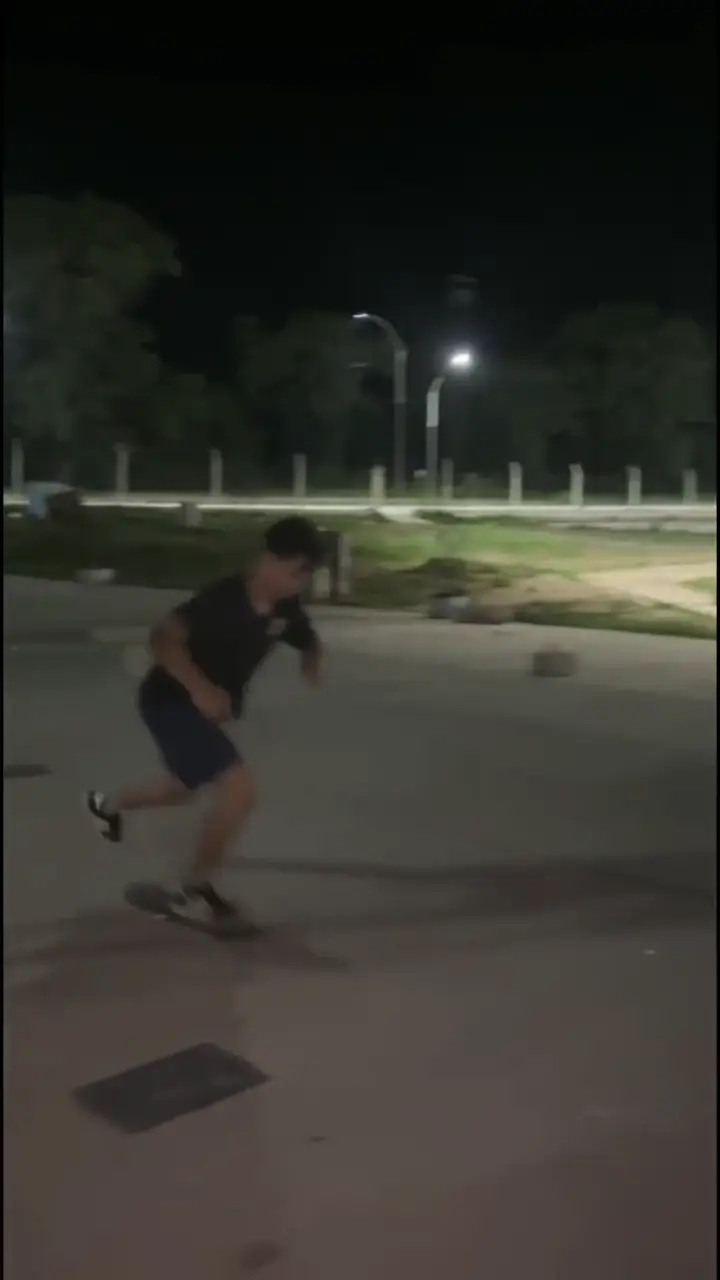 Heelflip y bs bore, Diego Domínguez